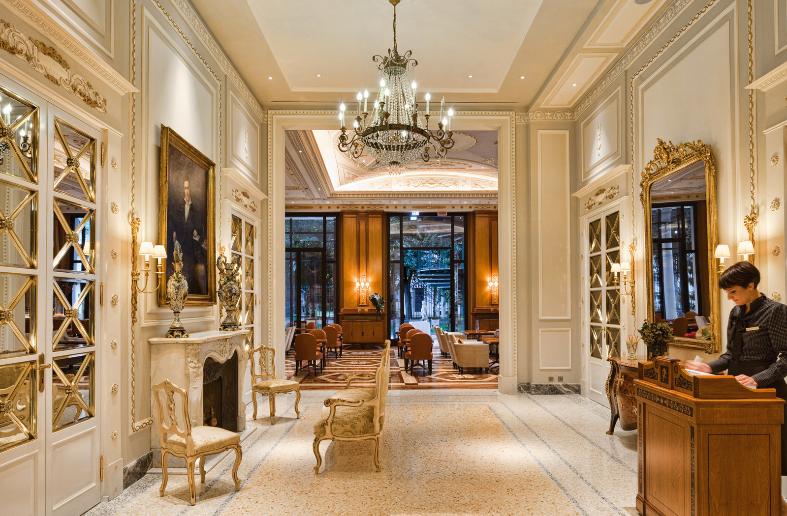 Vip Lounge - Luxury Lifestyle Society